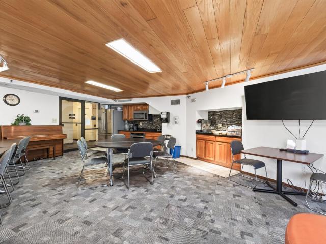 26 W 10th St, Unit 2004, St. Paul, MN 55102 | MLS #7105