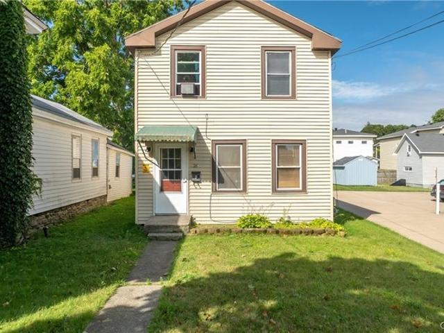 26 W 2nd St, Oswego, NY 13126