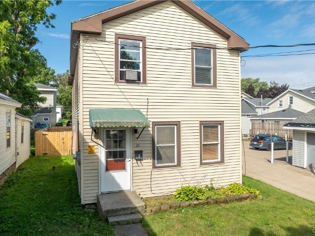 26 W 2nd Street