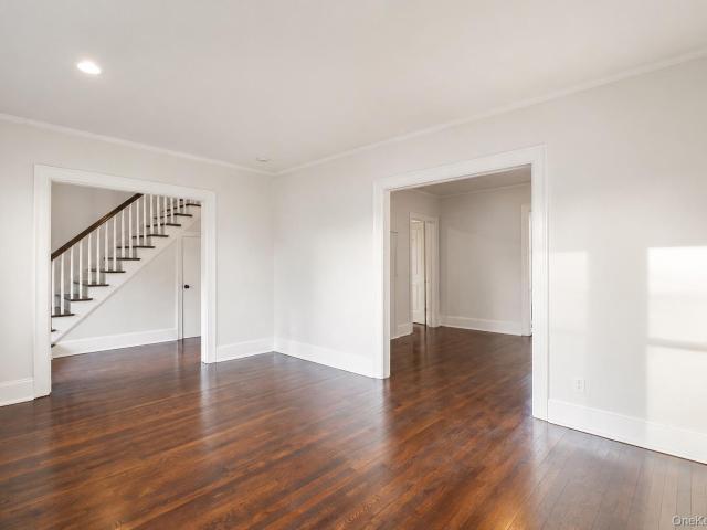 26 W 5th Street