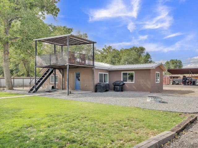 26 Weaver Road
