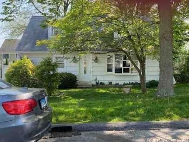 26 Webster Rd, Stamford, CT 06902