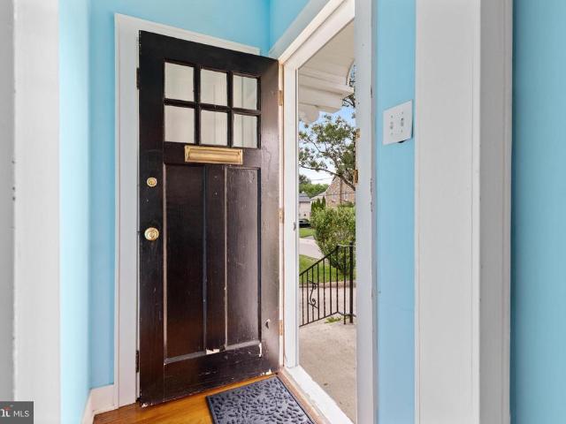 26 Weiss Avenue