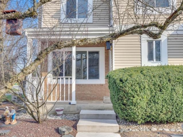 26 Whitehall Ct