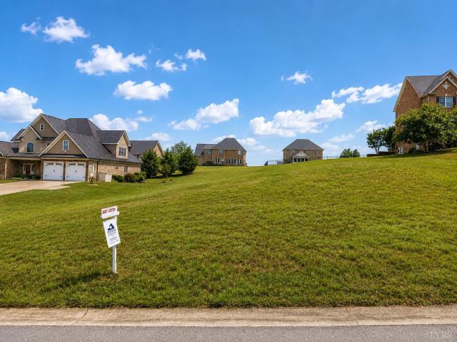 26 Whispering Springs Court