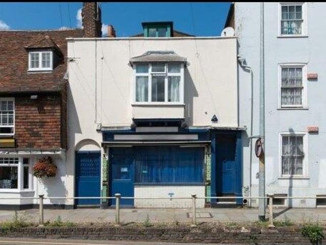 26 Wincheap, Canterbury, Kent CT1, Room to rent, £525 pcm | PrimeLocation