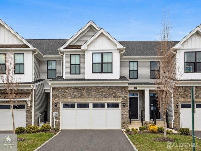 26 Wisteria Ct, Monroe, NJ 08831