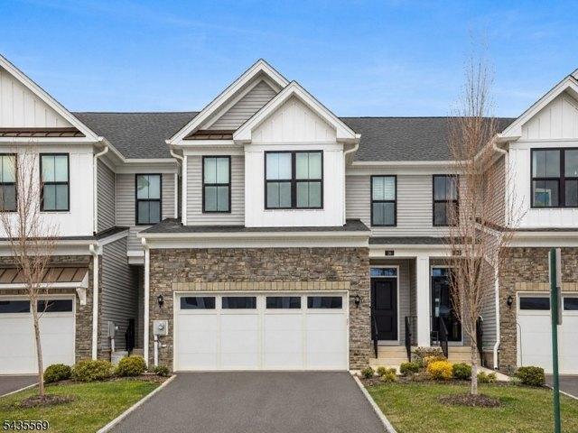 26 Wisteria Ct, Monroe Township, NJ 08831