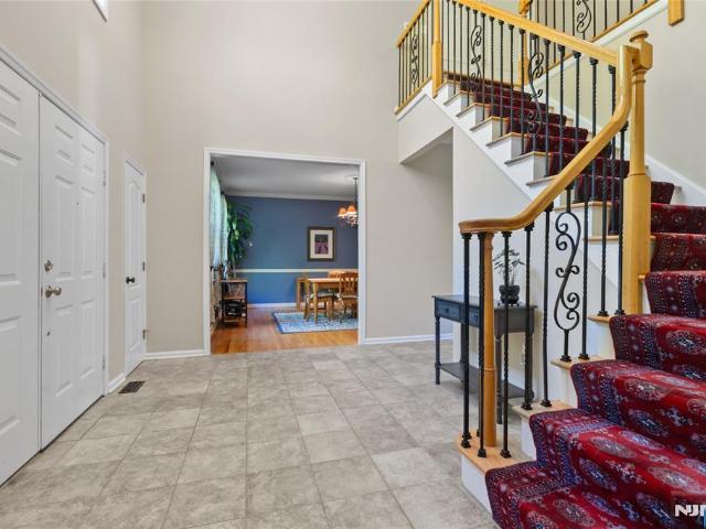 26 Woodshire Terrace