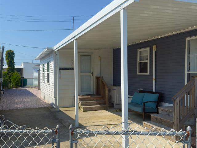 26 Yerkes Avenue