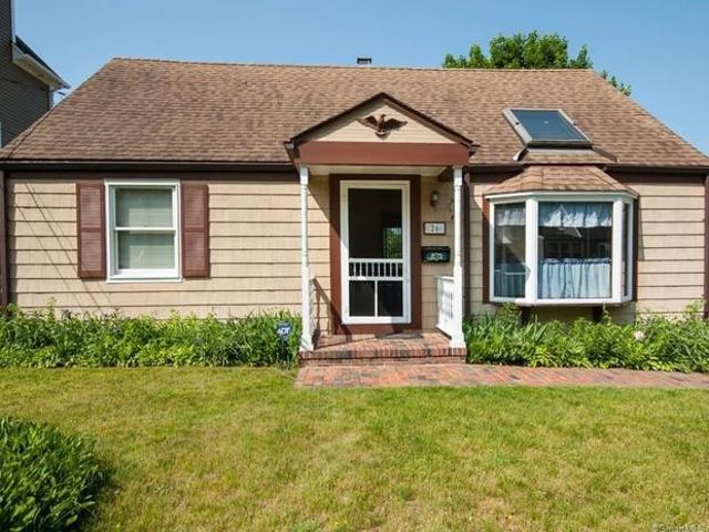 26 York St, Milford, CT 06460