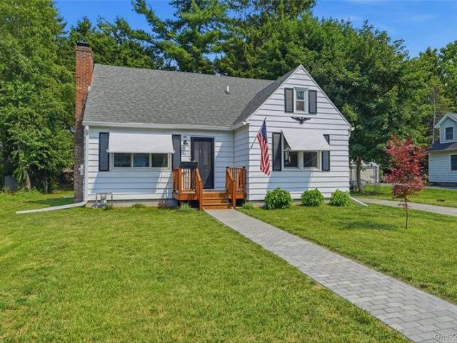 26 Ziegler Ave, Poughkeepsie, NY 12603