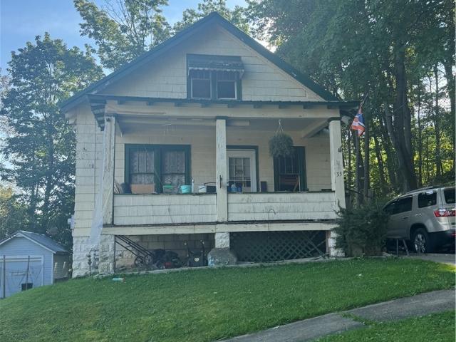 26 Adams Street