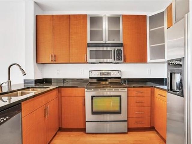 26 Avenue At Port Imperial # 201