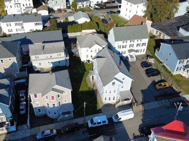 26 bedroom, Fall River MA 02723 104850716