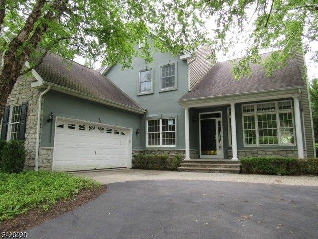 26 Bethpage Dr, Montgomery Twp, NJ 08558