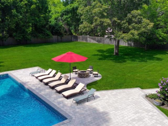 26 Box Tree Rd, East Quogue, NY 11942 | MLS #980502