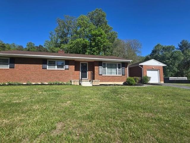 26 Bland Rd, Bassett, VA 24055