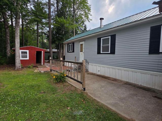 26 Blue Jay Court