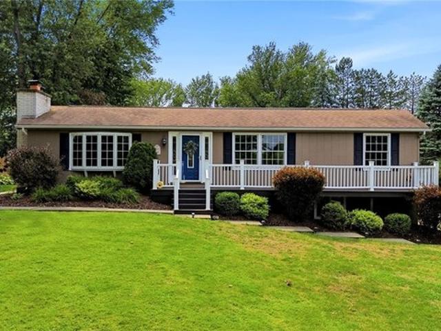 26 Brookside Dr, North Java, NY 14113