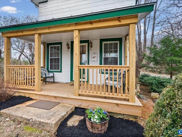26 Braddock Ln
