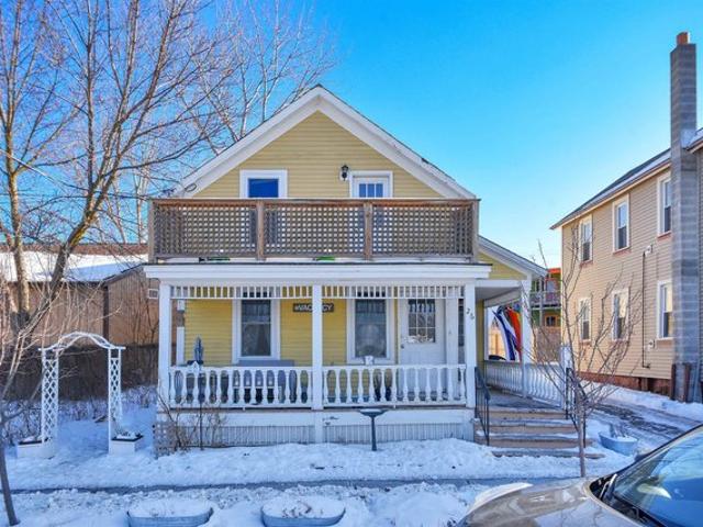 26 Bright St Unit A, Burlington, VT 05401