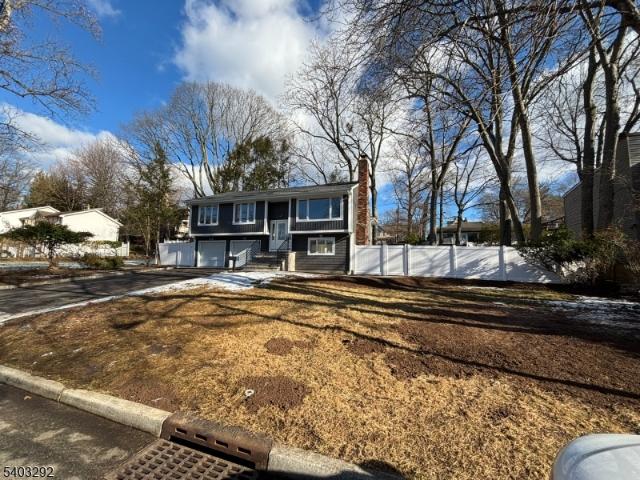 26 Carter St