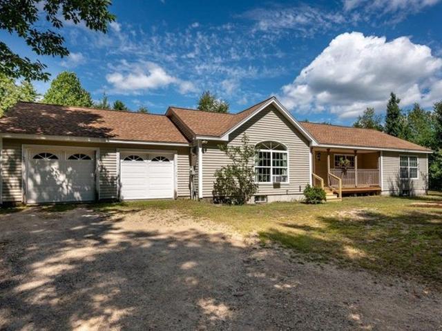 26 Chrissy Cir, Barrington, NH 03825