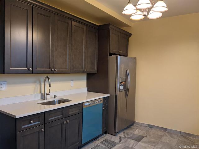 26 Coligni Avenue 2 1