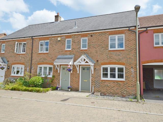 26 Collingwood Way, Petersfield EPC C, Hampshire GU31, 2 bed terraced house to rent, £1,450 pcm | PrimeLocation