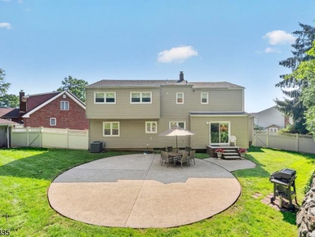 26 Coppola Ct