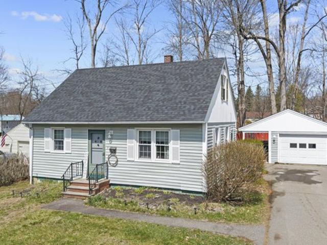 26 Clark St, Randolph, ME 04346