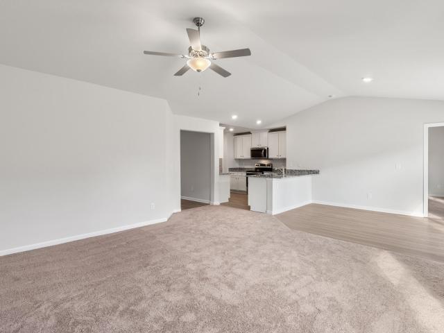 26 Crow Field Street
