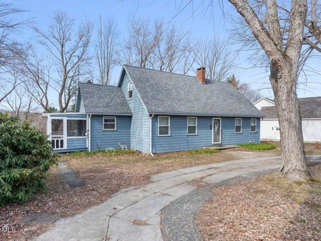 26 Crescent Ter, Wynantskill, NY 12198