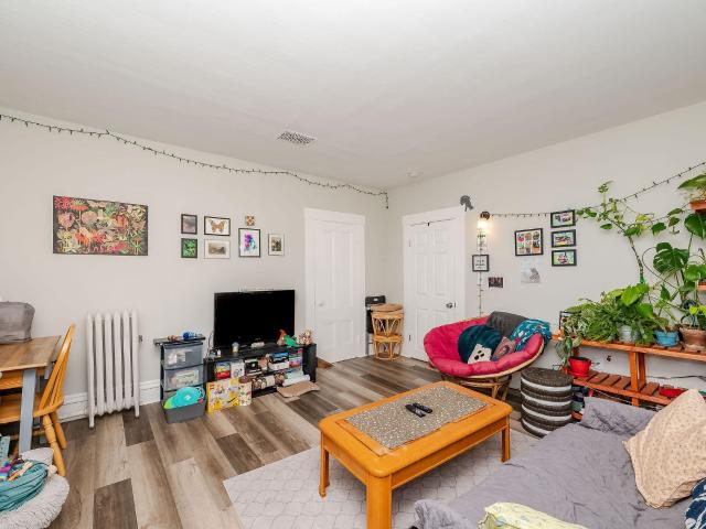 26 Cushing Street # B