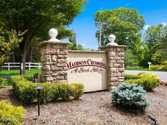 26 Daly Ct, Old Bridge, NJ 08857