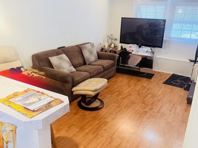 26 Dalbert St Trlr K13, Carteret, NJ 07008