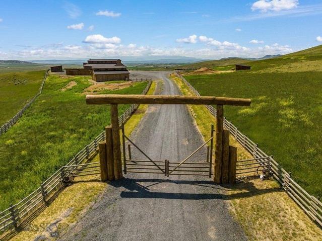 26 Dalesview Rd, Three Forks, MT 59752