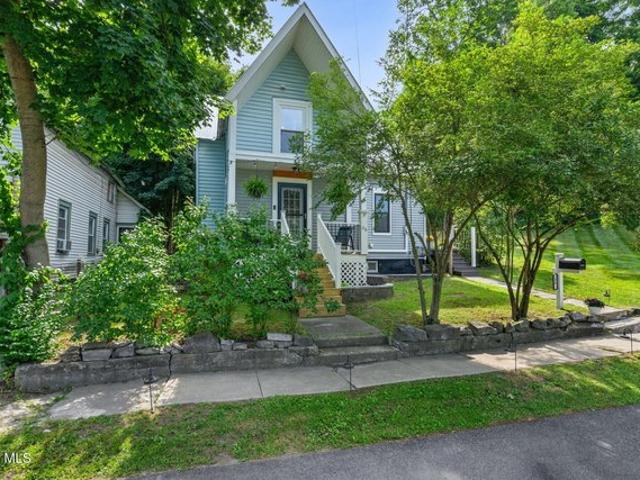 26 Derby St, Hudson Falls, NY 12839