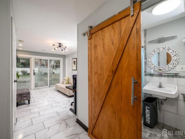 26 Desser Place