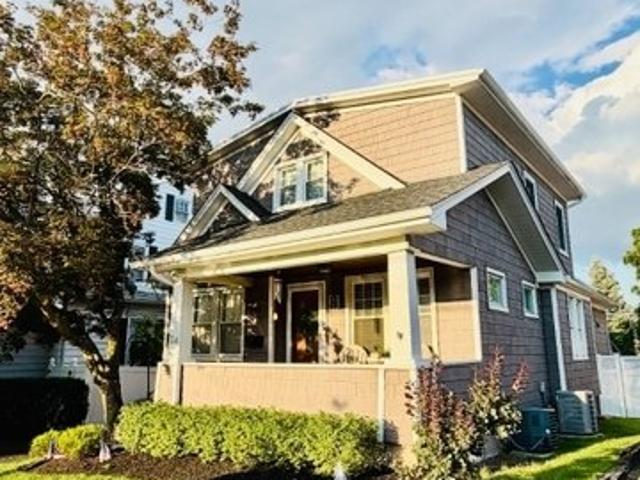 26 Dewey Ave, Totowa, NJ 07512