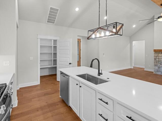 26 Dunvegan Drive