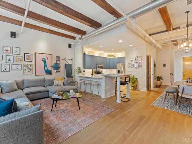 26 E Sixth Street