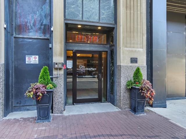 26 E Sixth Street