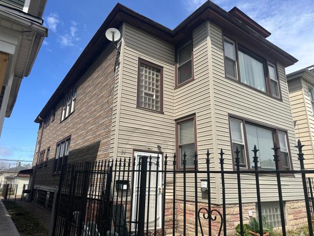 26 E 101st Pl, Chicago, IL 60628 | MLS #12531 | Compass