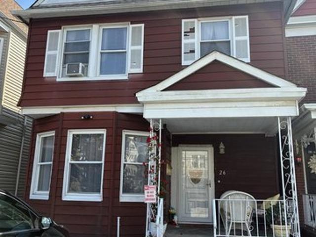 26 E 35th St, Bayonne, NJ 07002