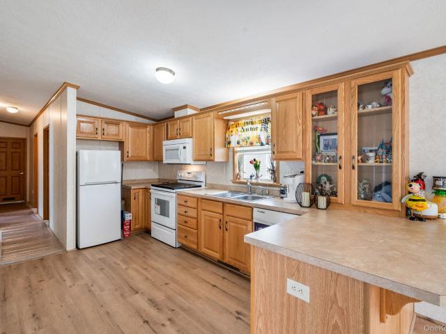 26 East Avenue