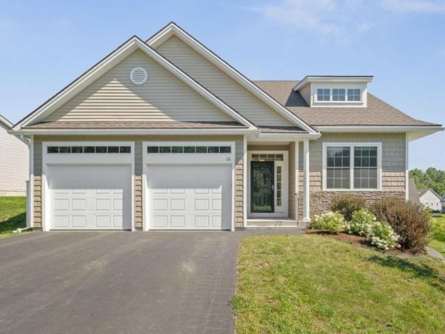 26 Edgewood Brook Rd, Barre, VT 05641