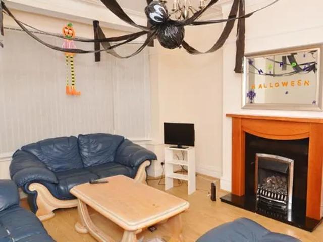 26 Elmsmere Road, Manchester, M20 6FL, United Kingdom | 4 bed duplex for rent #167600261 | Rentberry