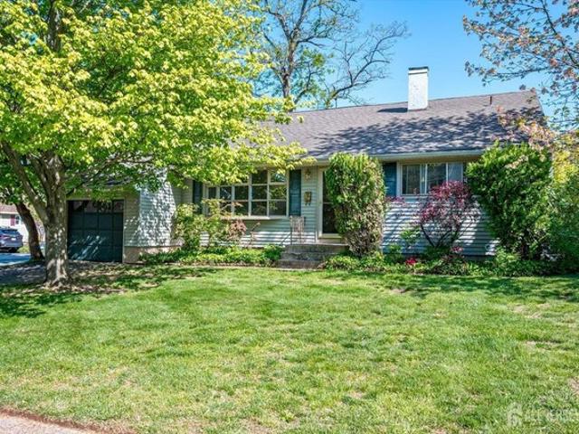 26 Farrell Ave, Colonia, NJ 07067